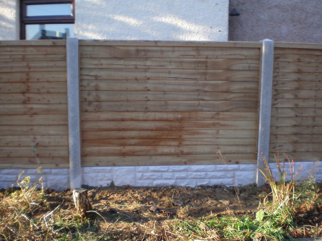 Basic Waney Fencing Panel | Fences & Patios R Us
